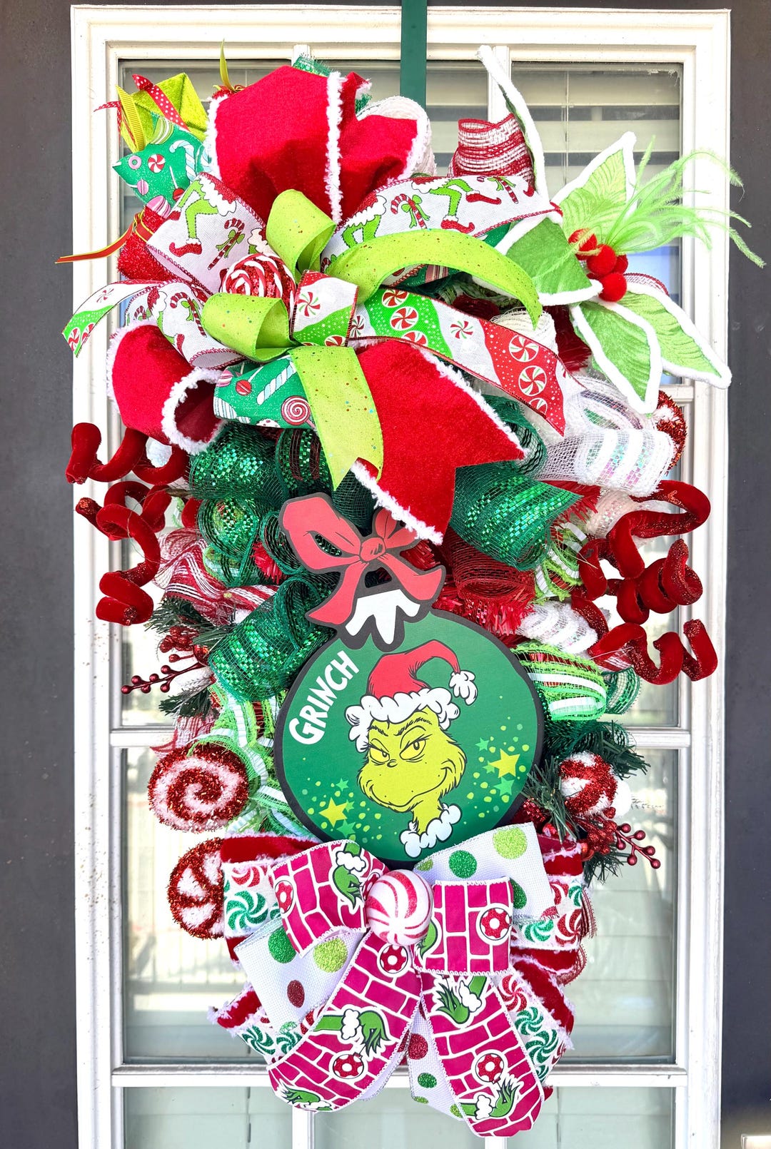 GREEN MONSTER SWAG, Whimsical Christmas Swag, Grinch Swag, Line and ...