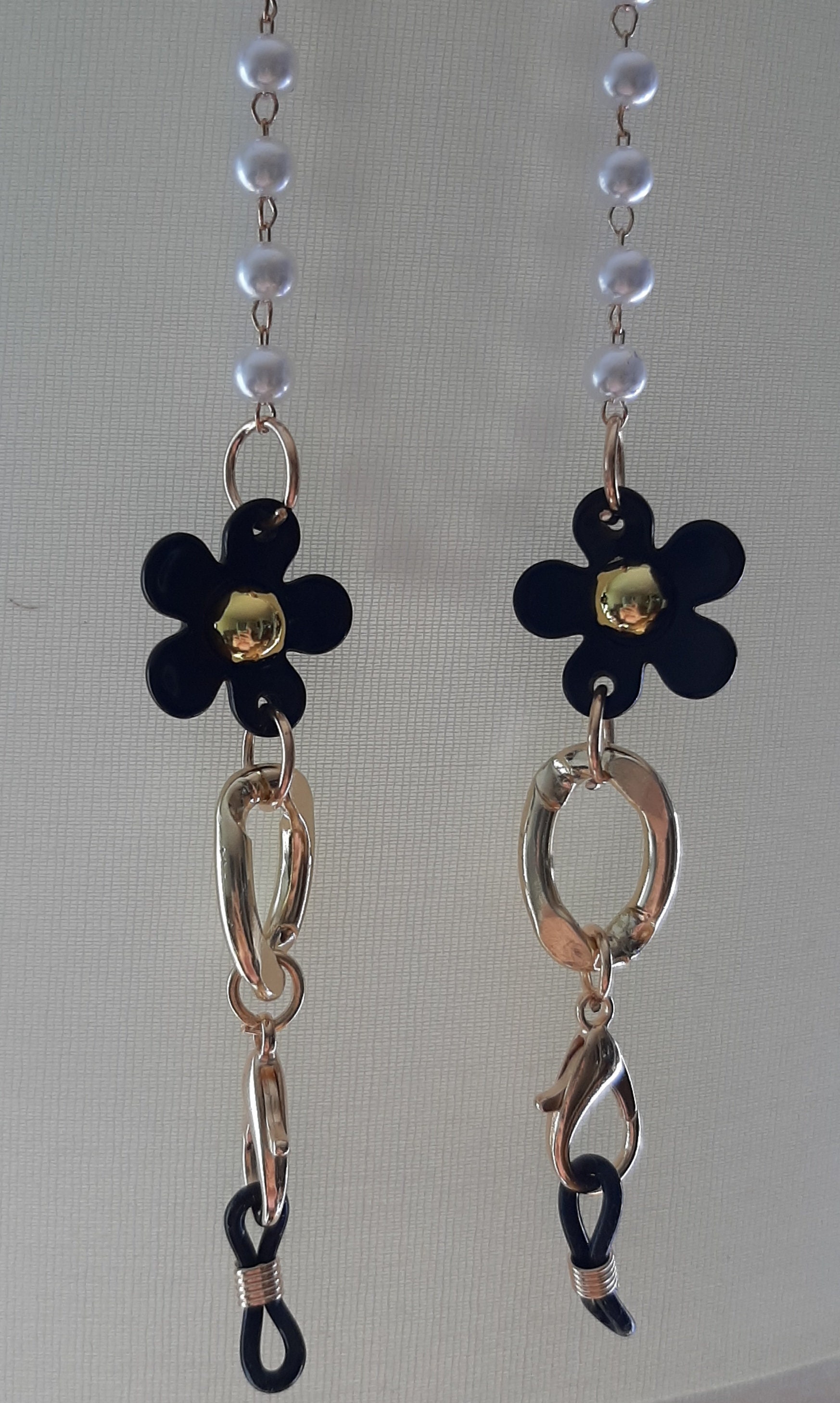 Black Pearl Mask Lanyard Necklace With Daisy Flower Charms, Eyeglass ...