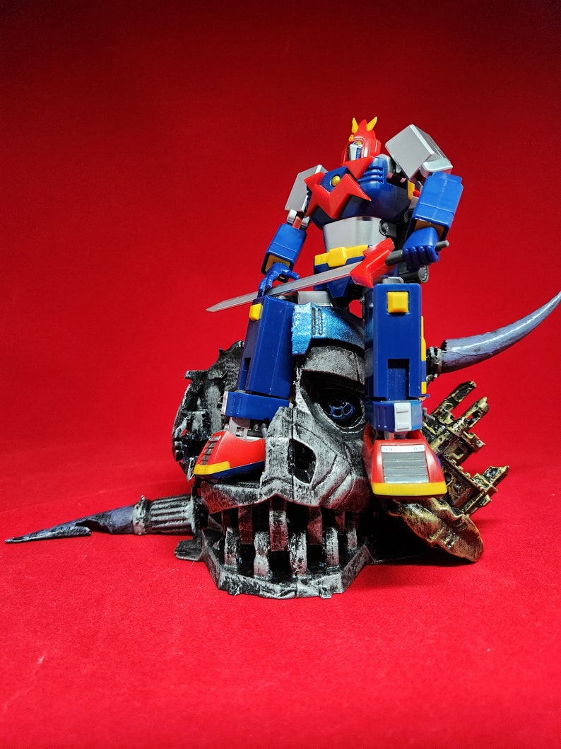 Boazanian Skull Ship Display Base for Voltes V Mini. - Etsy