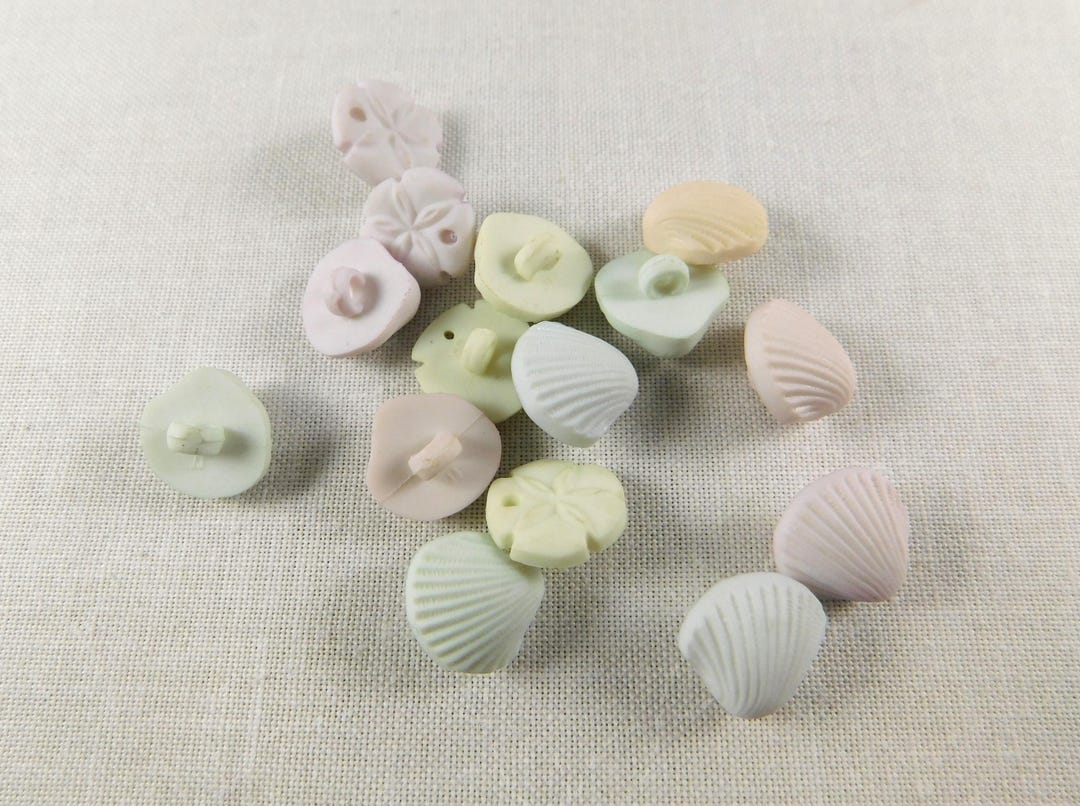 NON-VINTAGE 2012 Set/15 Beach Buttons for Crafting, Kid's Crafts, Kid's ...
