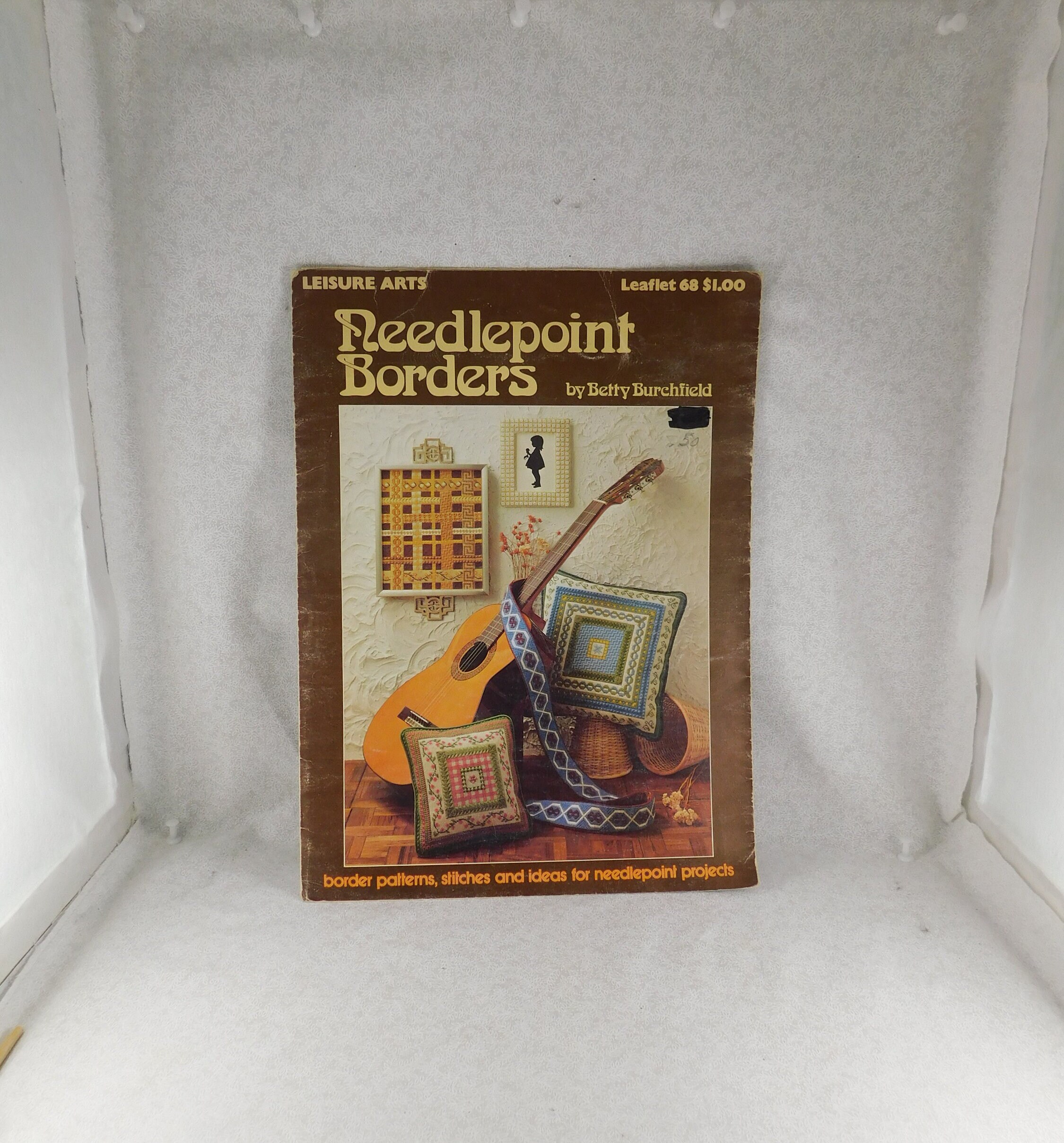 Vintage Needlepoint Borders Fold-out Leaflet by Leisure Arts 68 ...