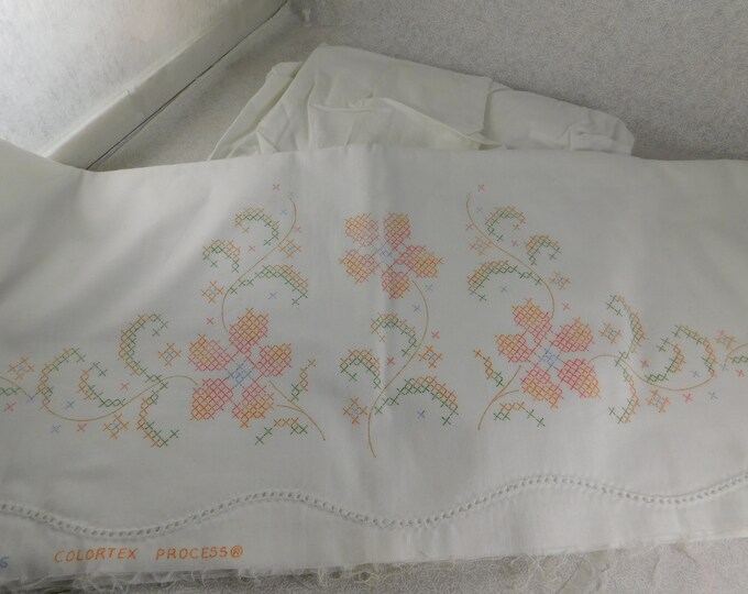 Vintage Stamped Colortex Floral Design Pillow Tubing for Cross Stitch ...