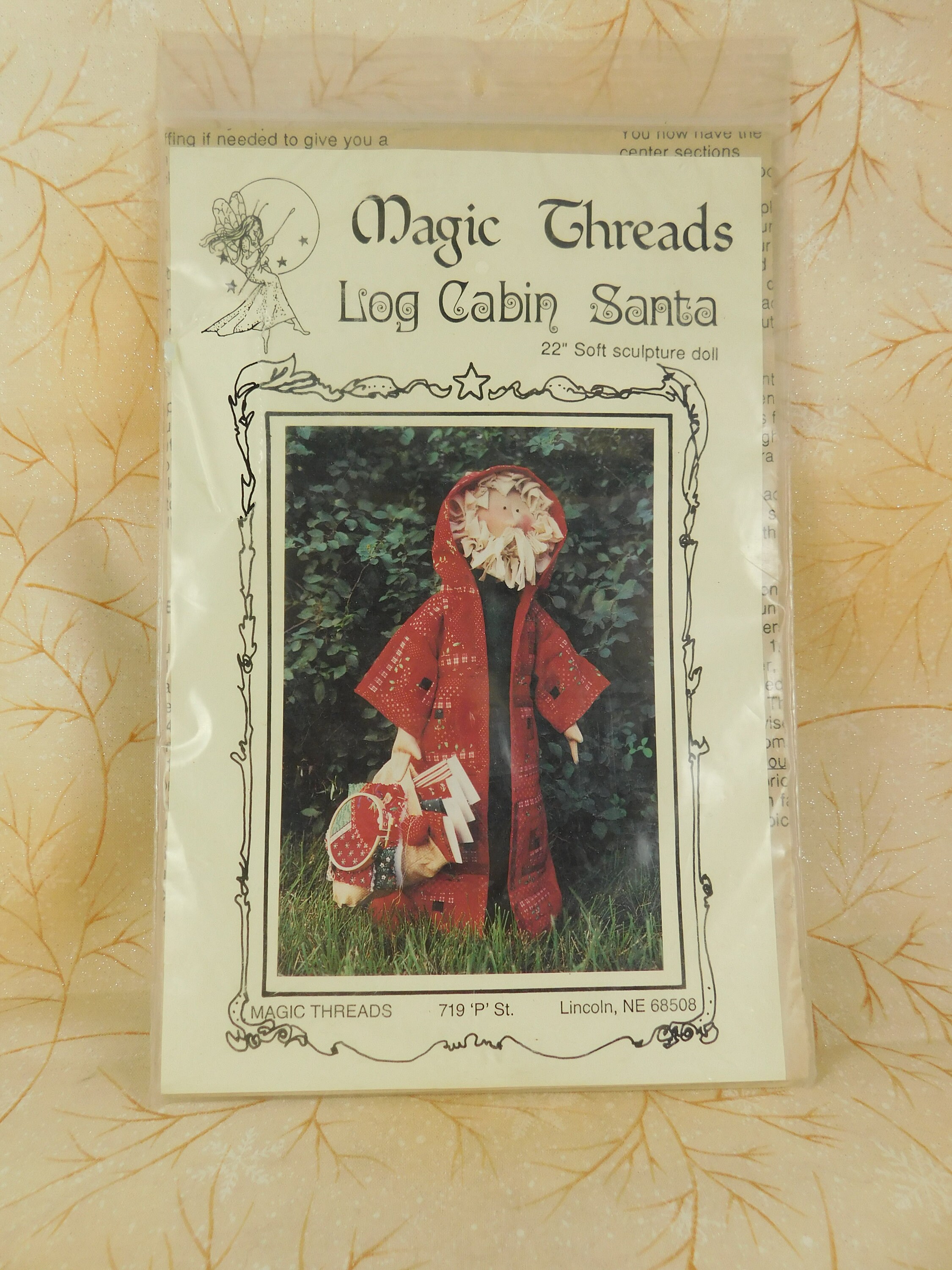 Vintage 1990's Magic Threads Log Cabin Santa Soft Sculpture Pattern ...