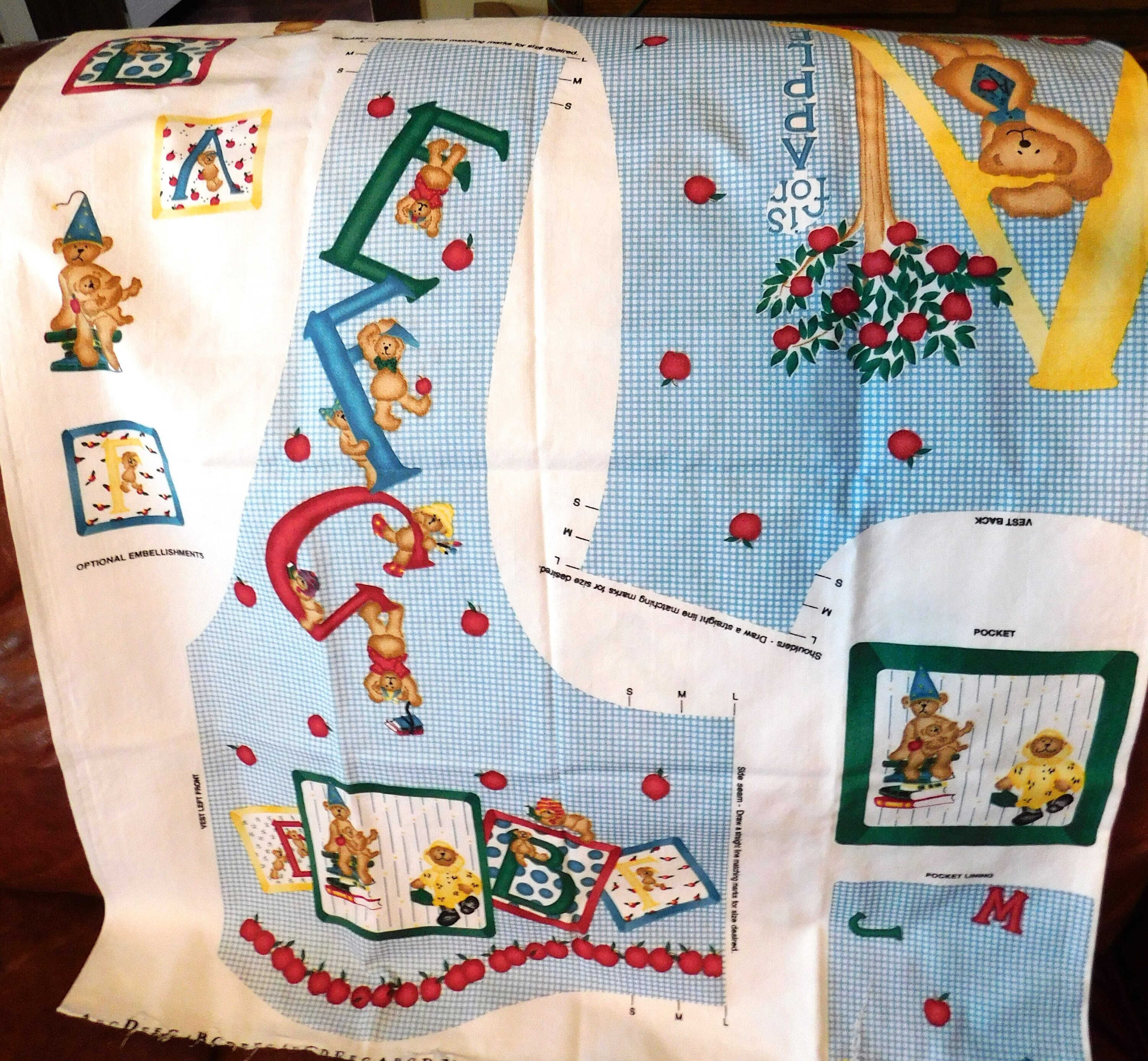 Vintage 1997 abc Alphabears Vest, Pattern, Fabric & Instructions, Daisy ...