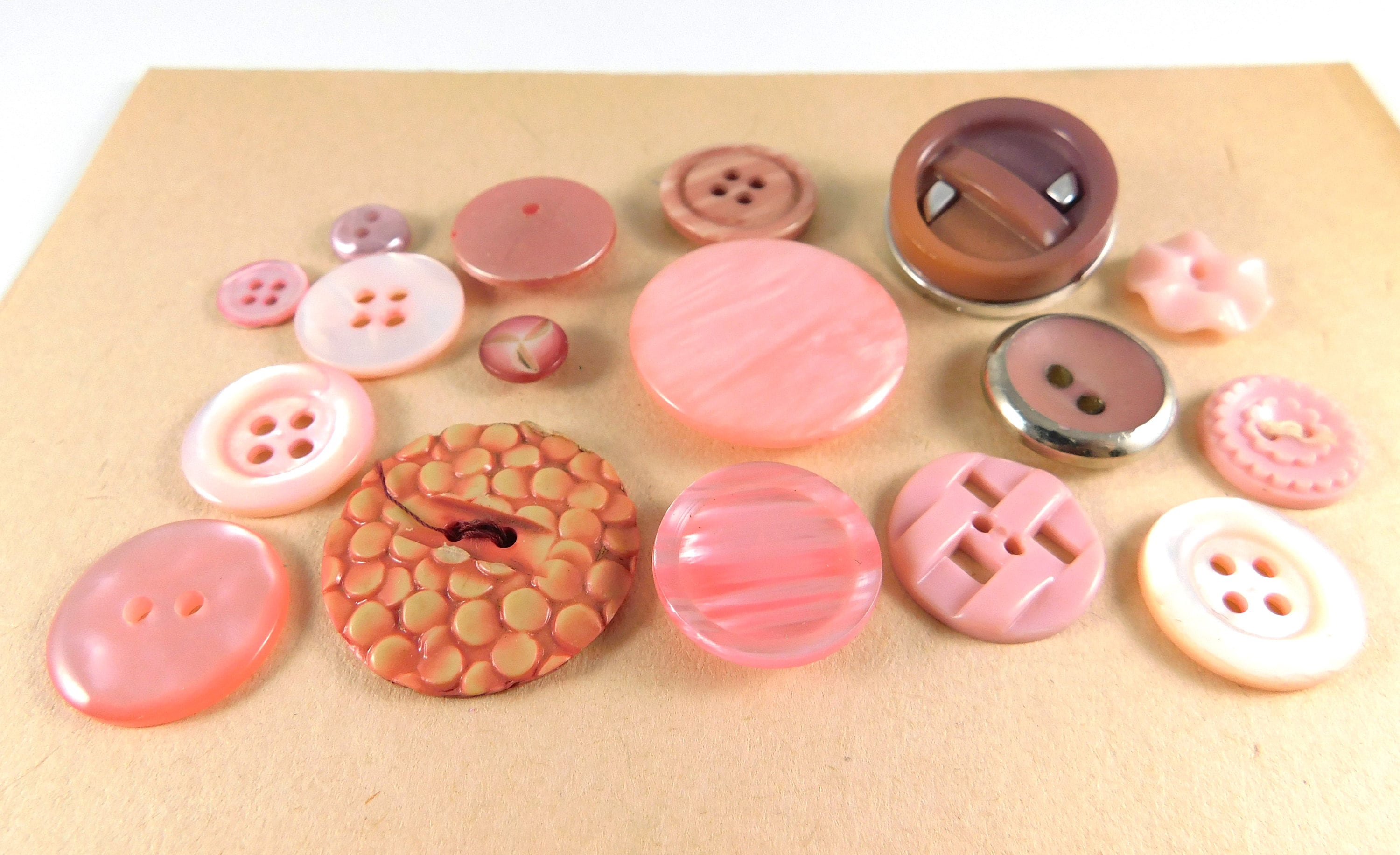 Lot of 17 Assorted Pink Buttons, 40's Thru 60's, Asst. Sizes & Styles ...