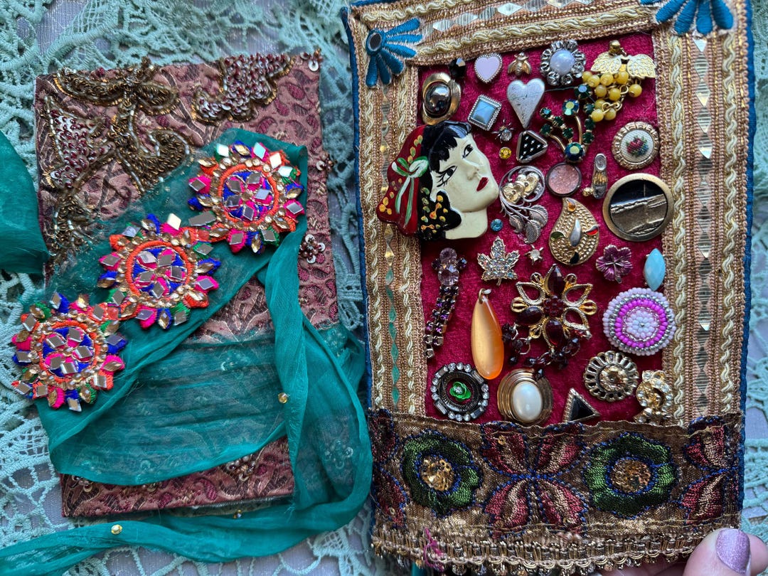 The Collector: Overstuffed Junk Journal Full of Fun Collections, Incl ...