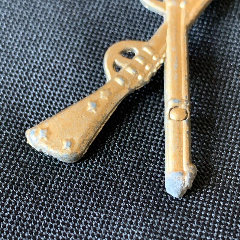 WWI US Army Infantry Crossed Rifles Pin - Etsy