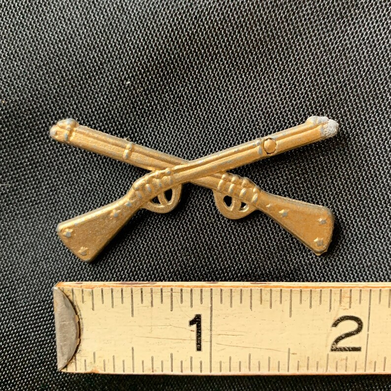 WWI US Army Infantry Crossed Rifles Pin - Etsy