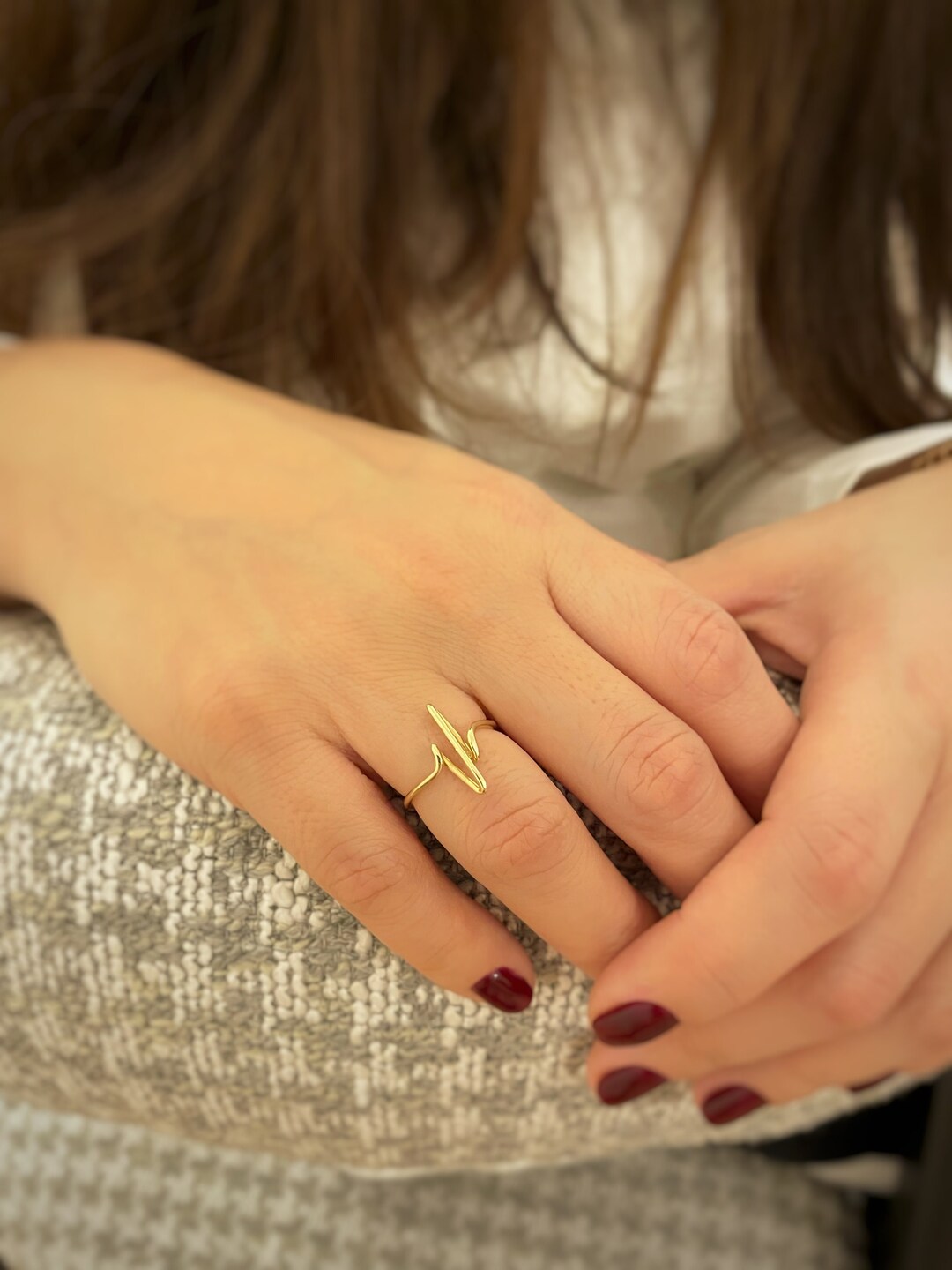 14K Solid Gold Heart Rhythm Ring / Zigzag Ring / Jewelry / Dainty ...