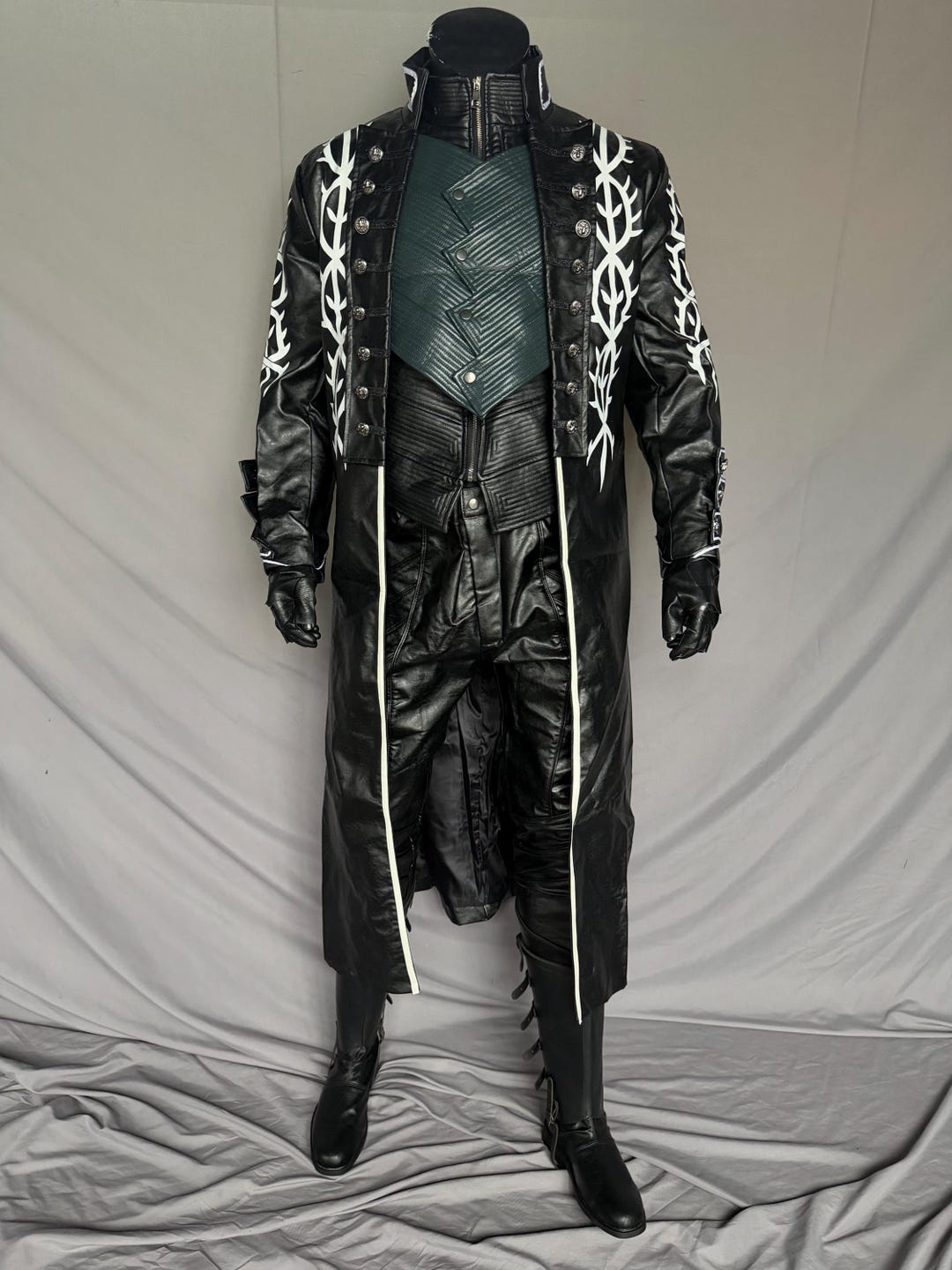 Vergil DMC5 Costume Cosplay Suit With Coat - Etsy
