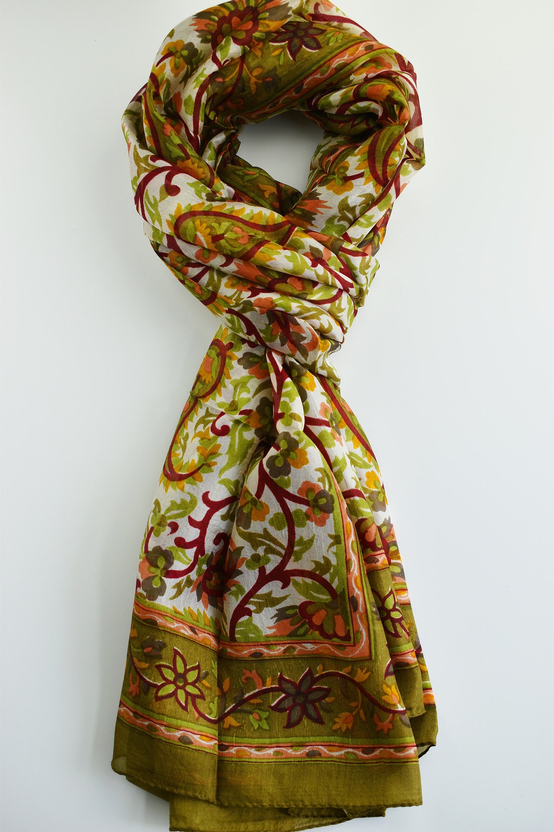 Green Silk Shawl Paisley Silk Shawl Hand Print Shawl Women - Etsy UK