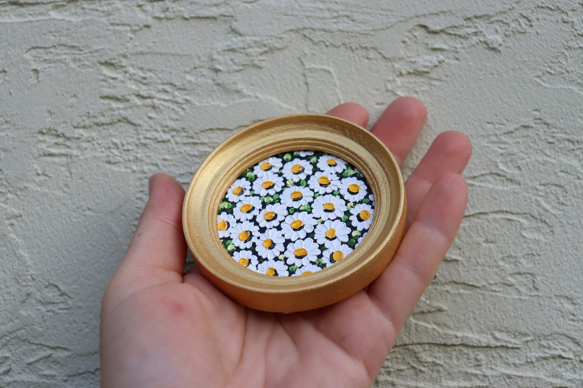 Daisy Miniature Painting Original Floral Art Small Round - Etsy