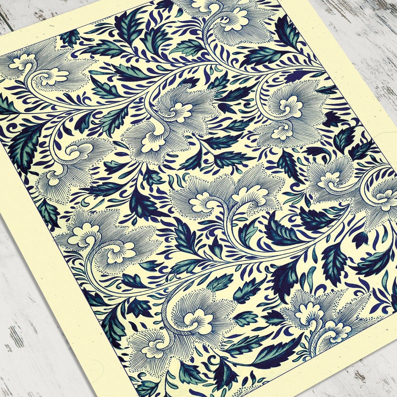 Traditional Chinese Blue and White Floral Pattern Vintage | Etsy UK