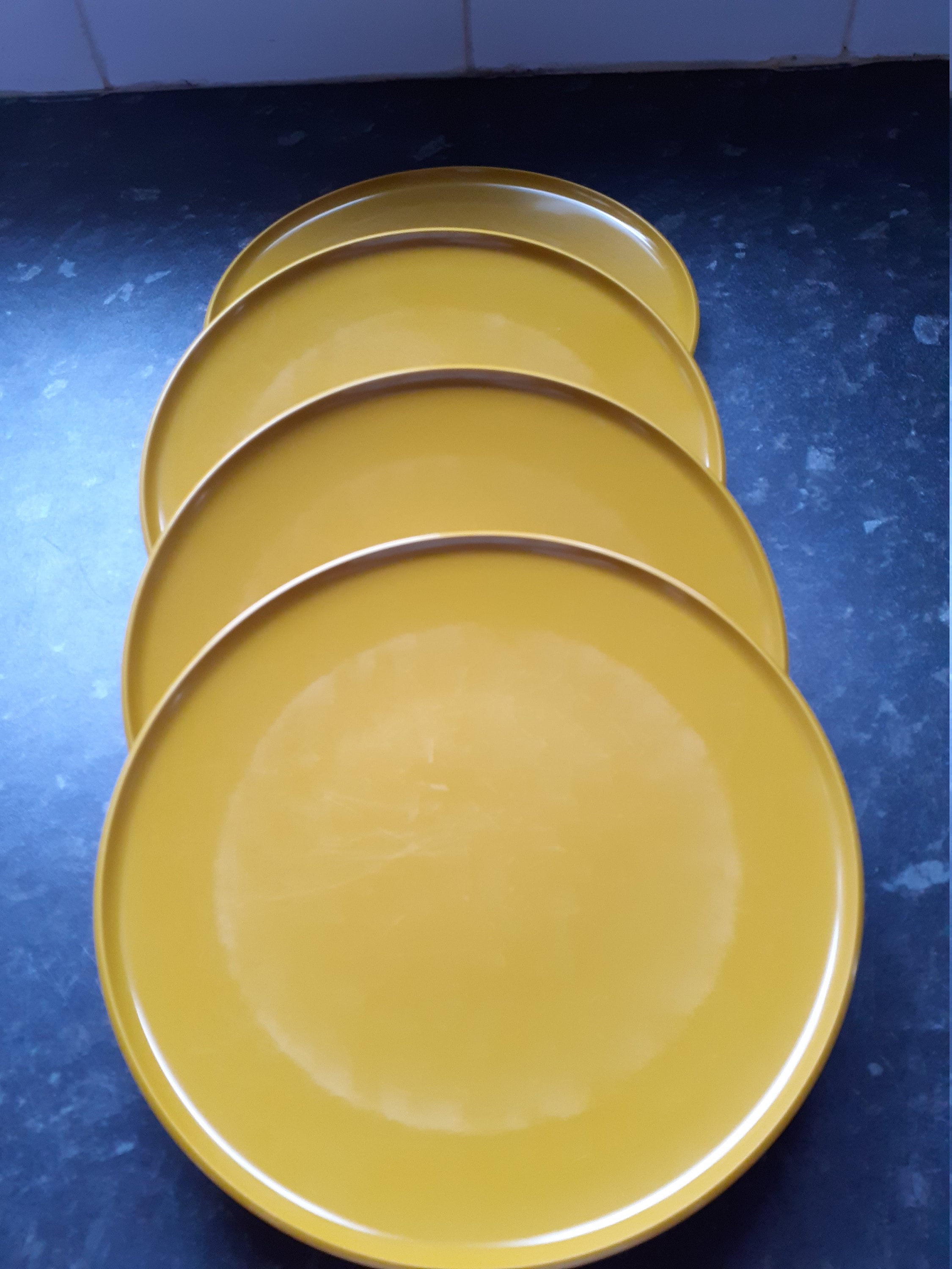 Set of 4 vintage melamine plates. Melaware Encore breakfast - Etsy.de