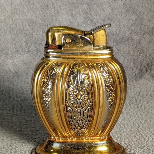 Vintage Lighter - Etsy