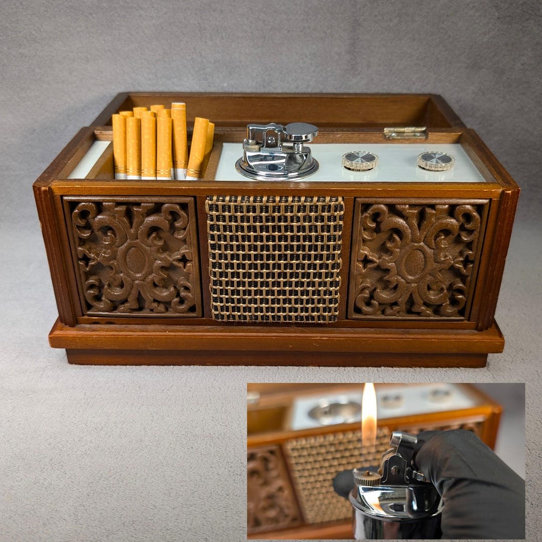 Rare AM Radio Smoking Set - Vintage Table Lighter, Cigarette Holder in ...