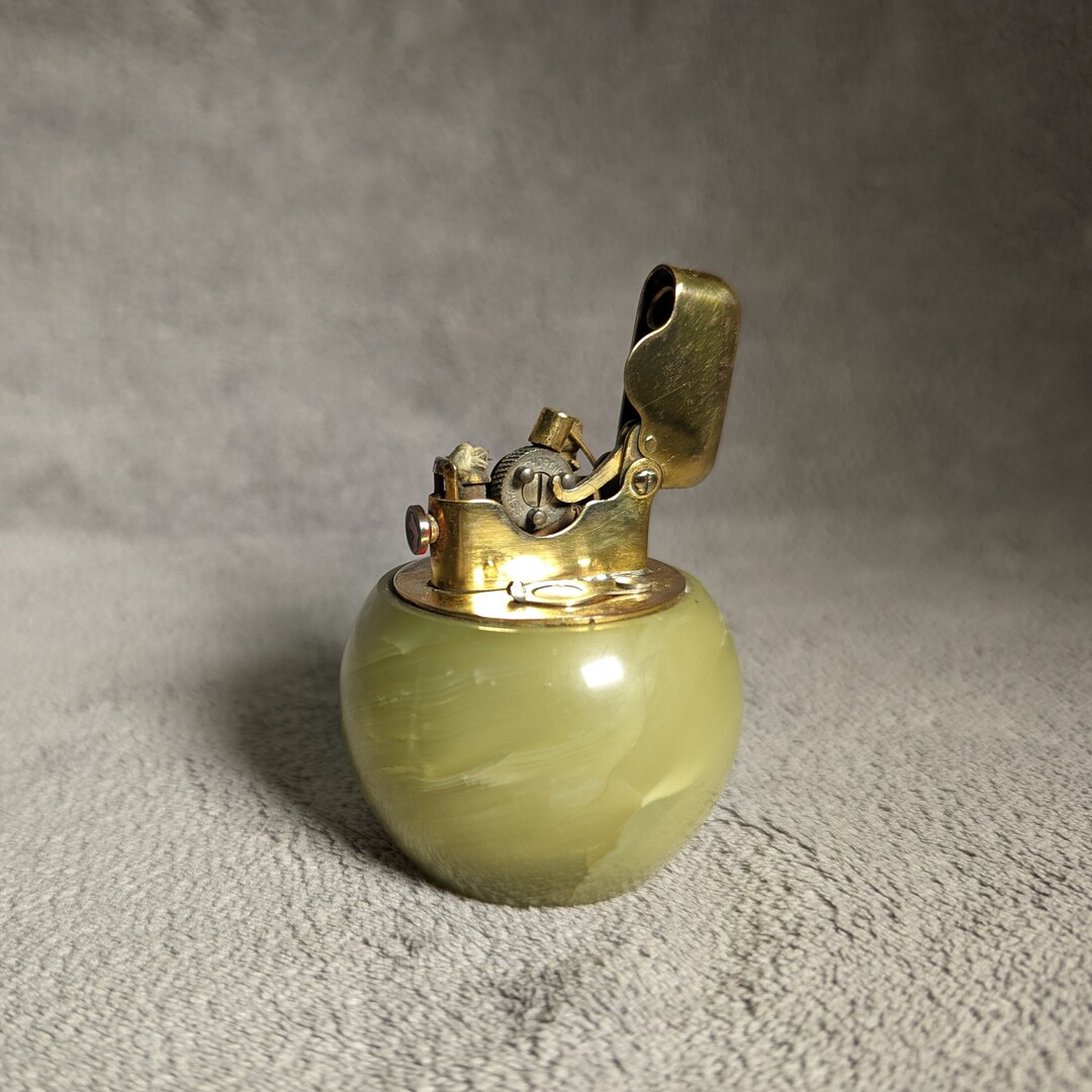 Thorens Single Claw Gold Plated Table Lighter Onyx Base - Etsy