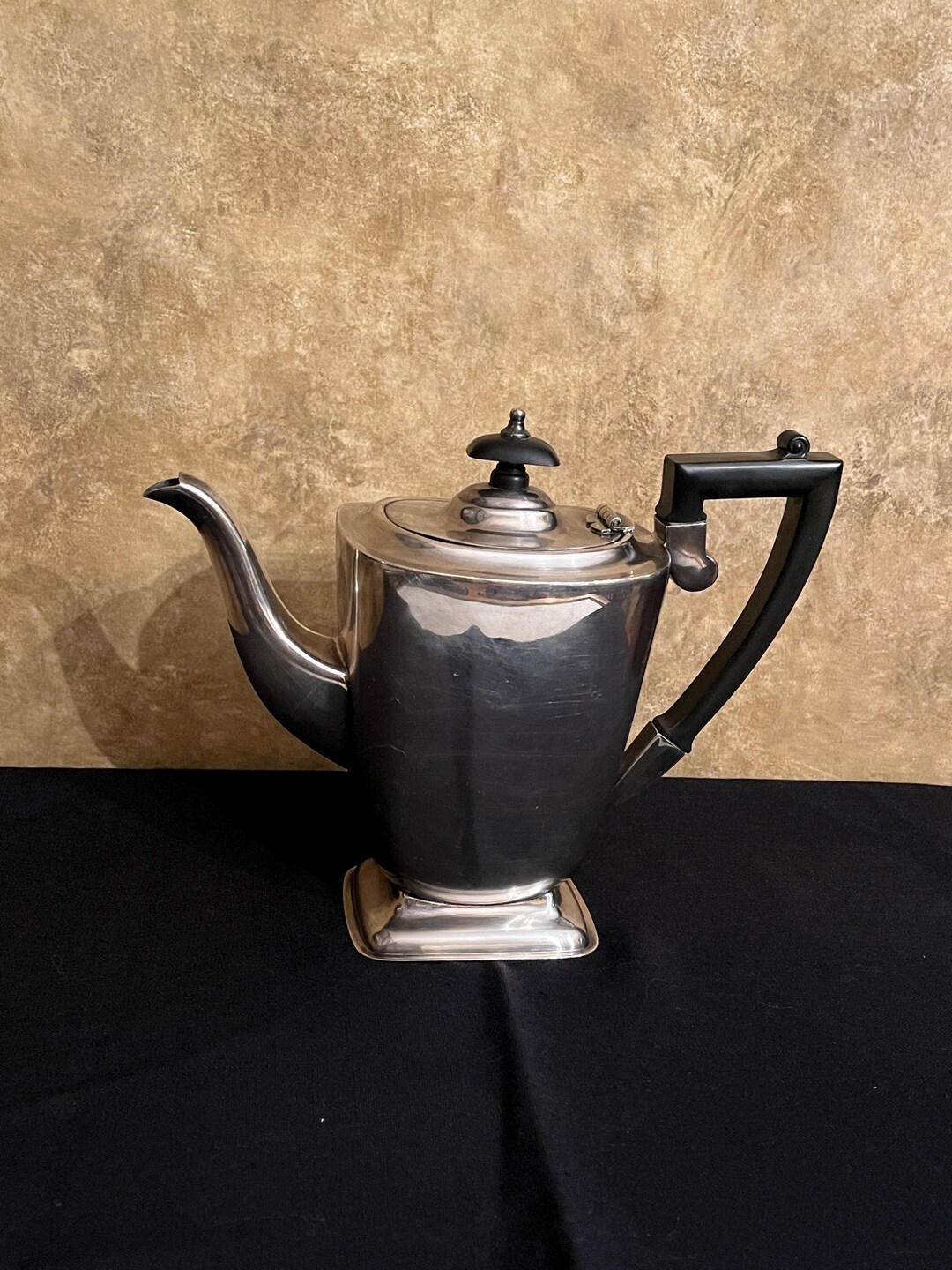 Vintage Sheffield Silver Plated Tea Pot With Bakelite Handle and Knob ...