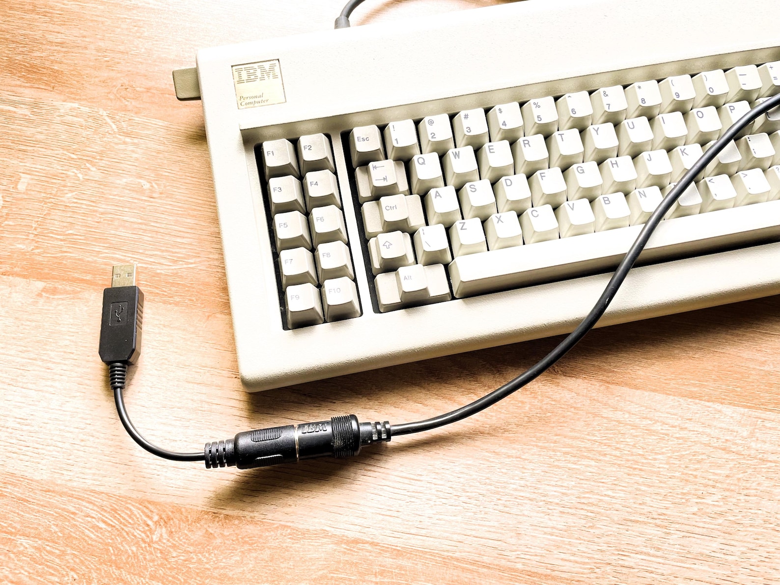 Tinkerboy Ibm AT/XT (180 Degree, 5-pin Din) Keyboard to USB Converter ...