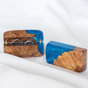 FLASH wedding Ring Box of Pearl Resin and Wood. Luxury Wooden Ring Case ...