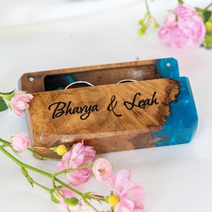 FLASH Blue Slim Double Ring Box for Wedding Ceremony. Luxury Wedding ...