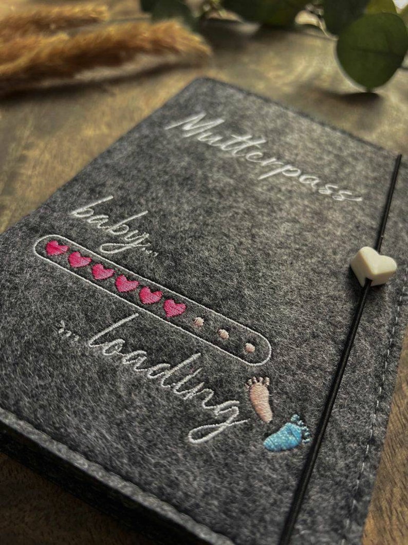 Mutterpasshülle aus Filz Geschenk für werdende Mütter Baby - Etsy.de