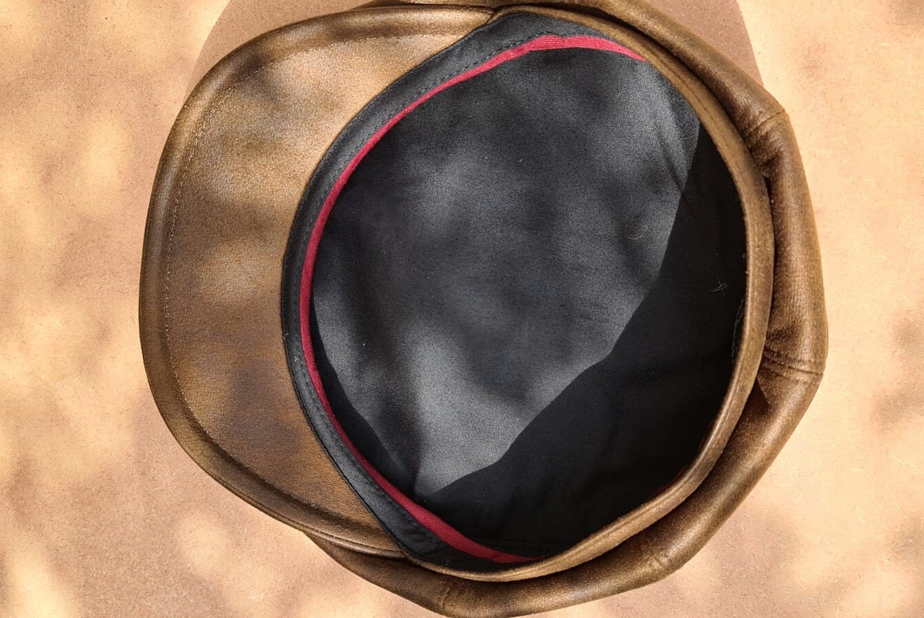 Handcrafted Newsboy Cap: Eight-panel Leather-look Baker Boy Hat - Etsy