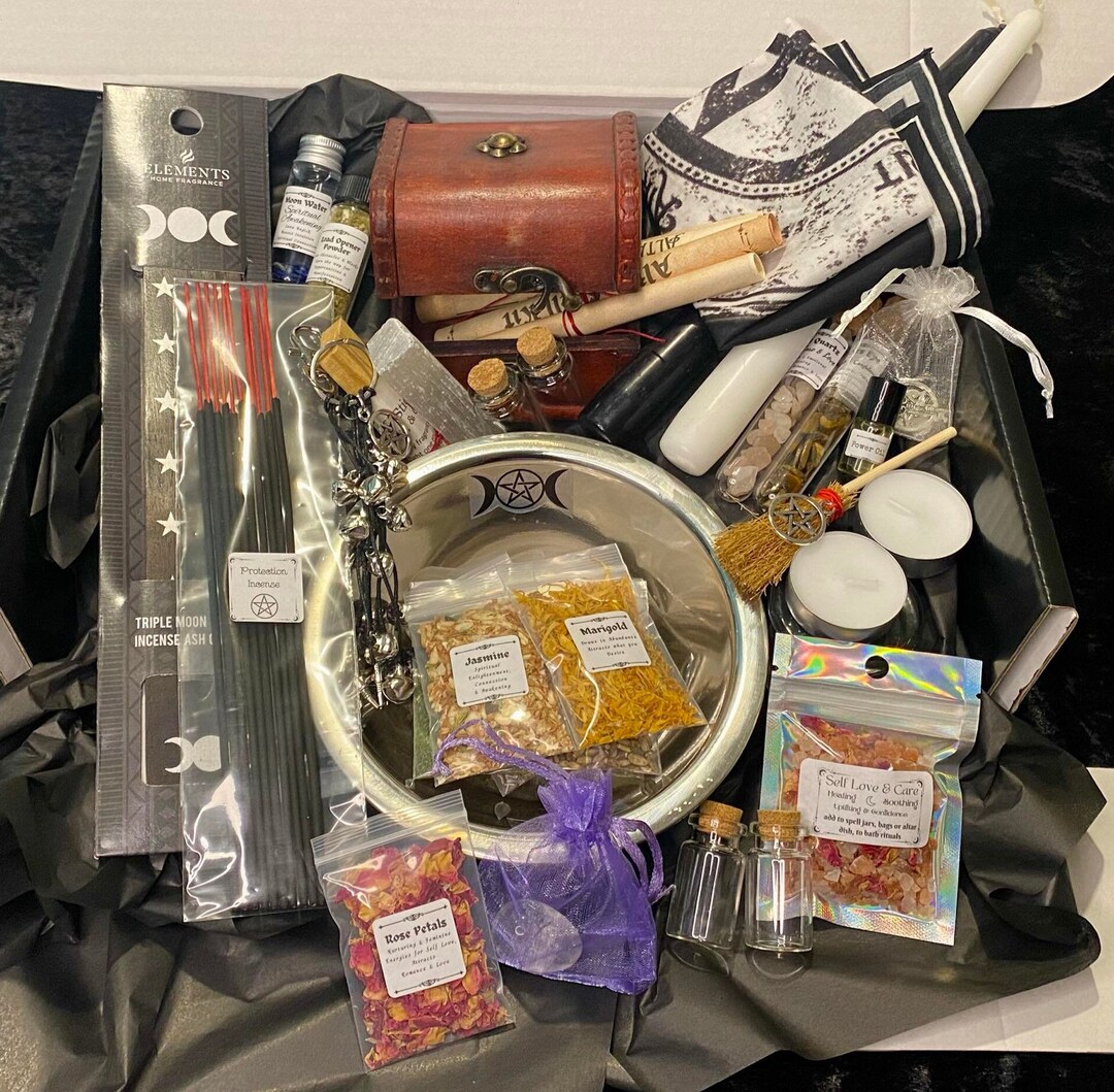 Witchcraft Altar Kit, Apothecary Kit, Witch and Wiccan Supplies, Baby ...
