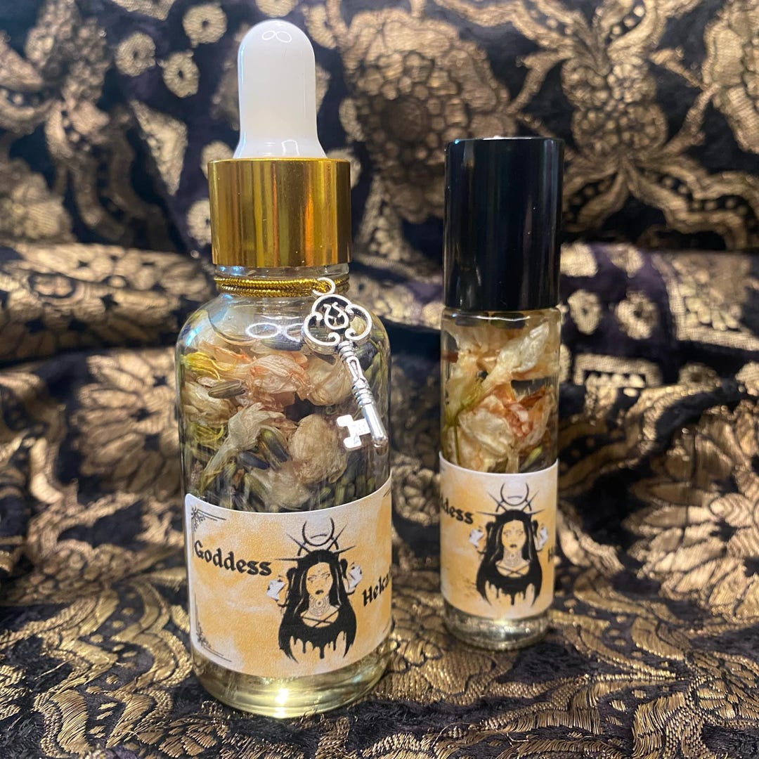 Hekate Offering Oil, Triple Moon Goddess Ritual & Altar Oil, Magickal ...