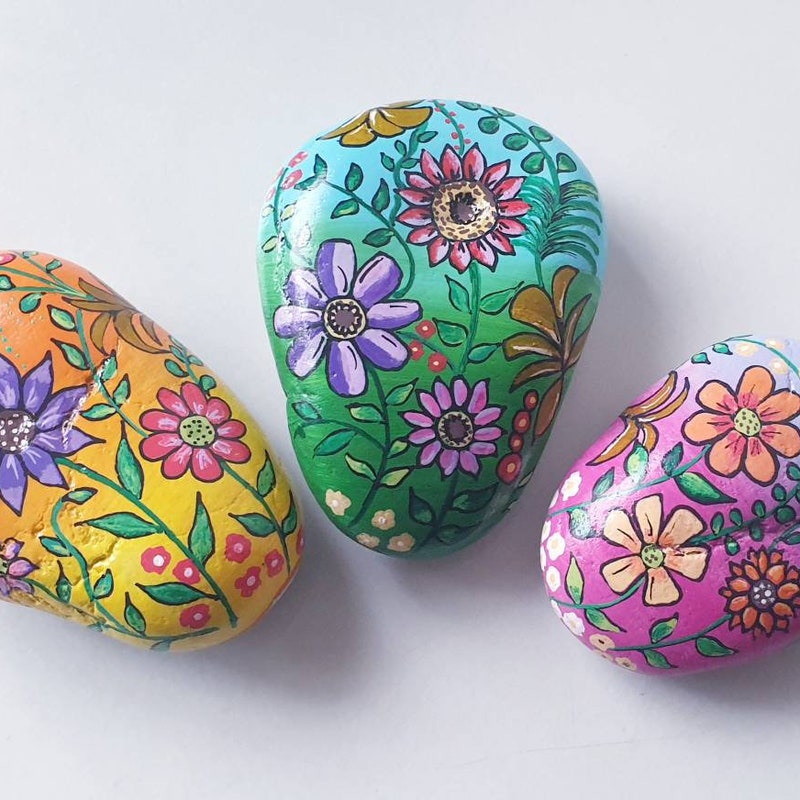 Painted rocks - Etsy.de
