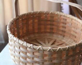 Round Shallow Basket - Etsy