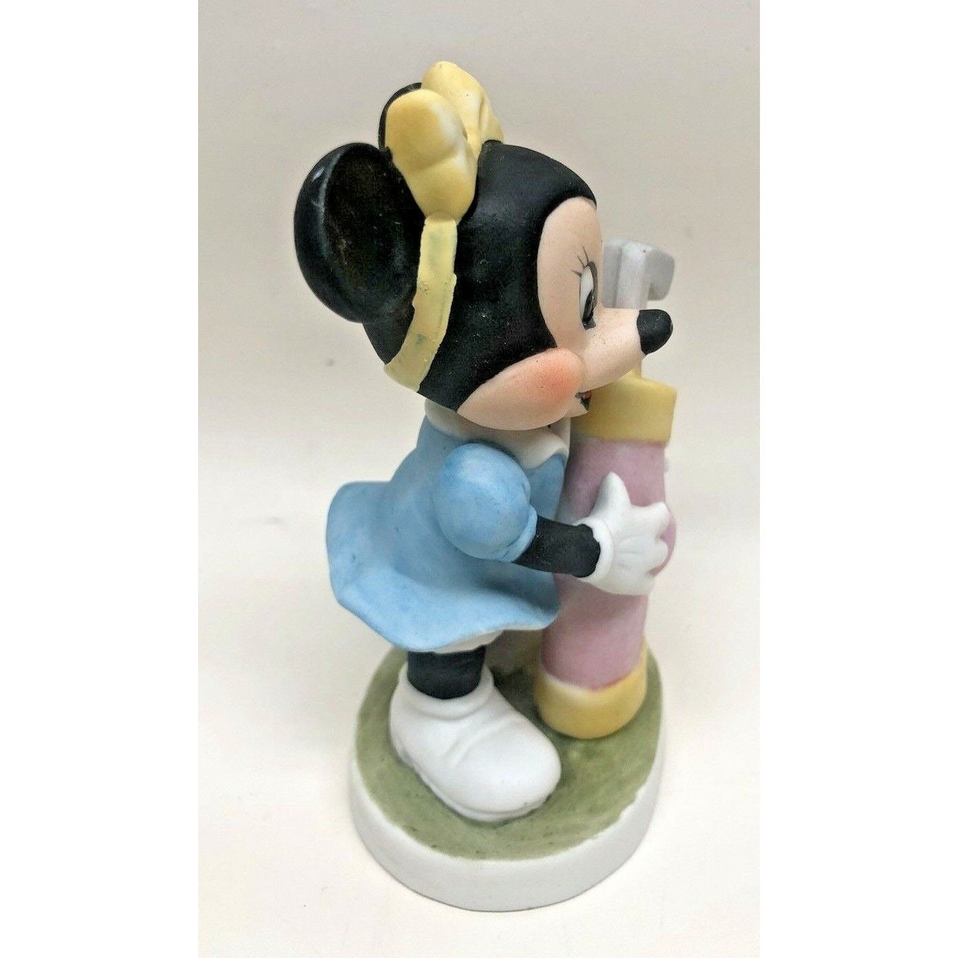 Vintage Minnie Mouse Figurine Golfing Golf Club Bag Walt Disney ...