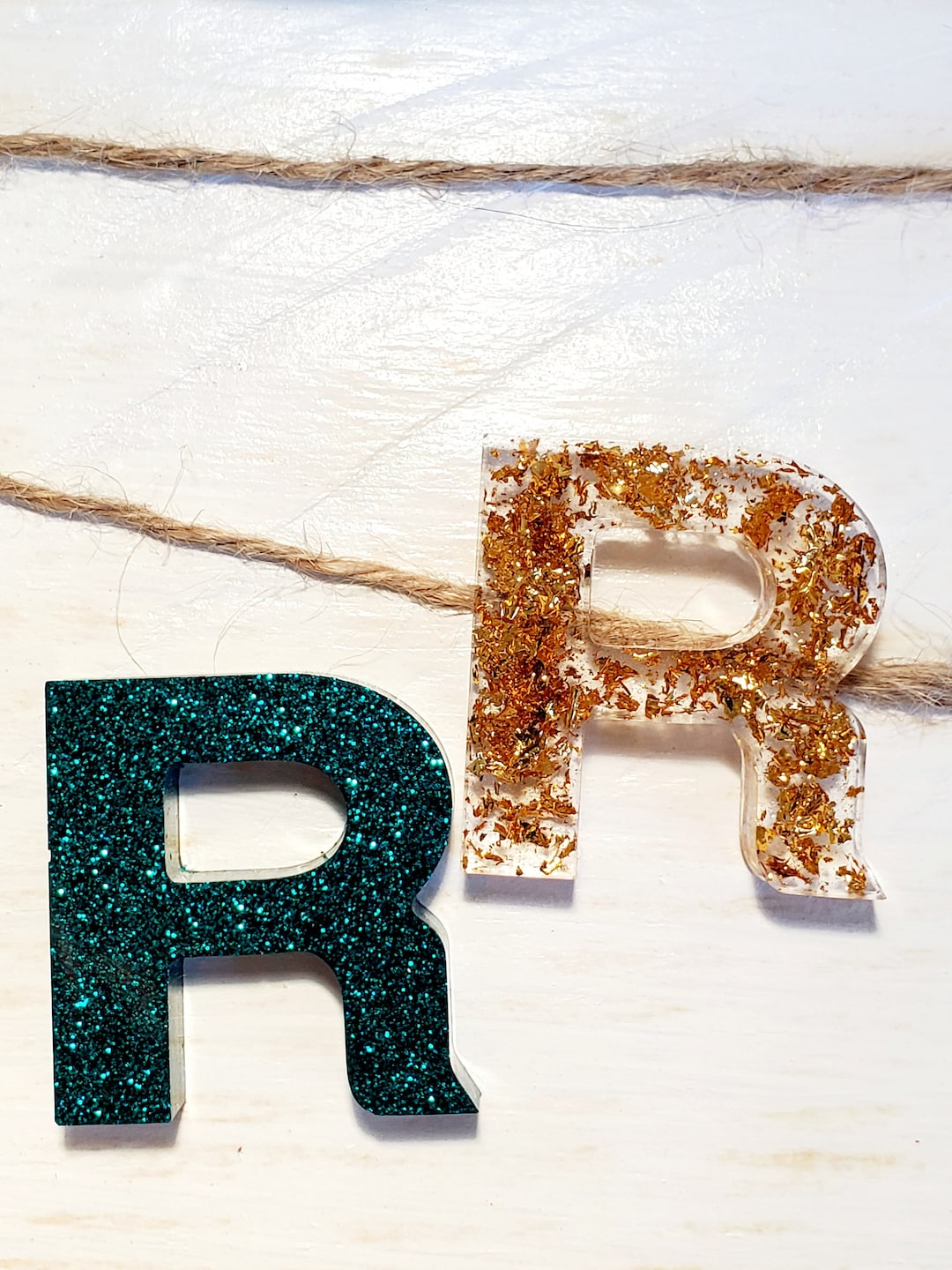 Letter R Keychain - Etsy