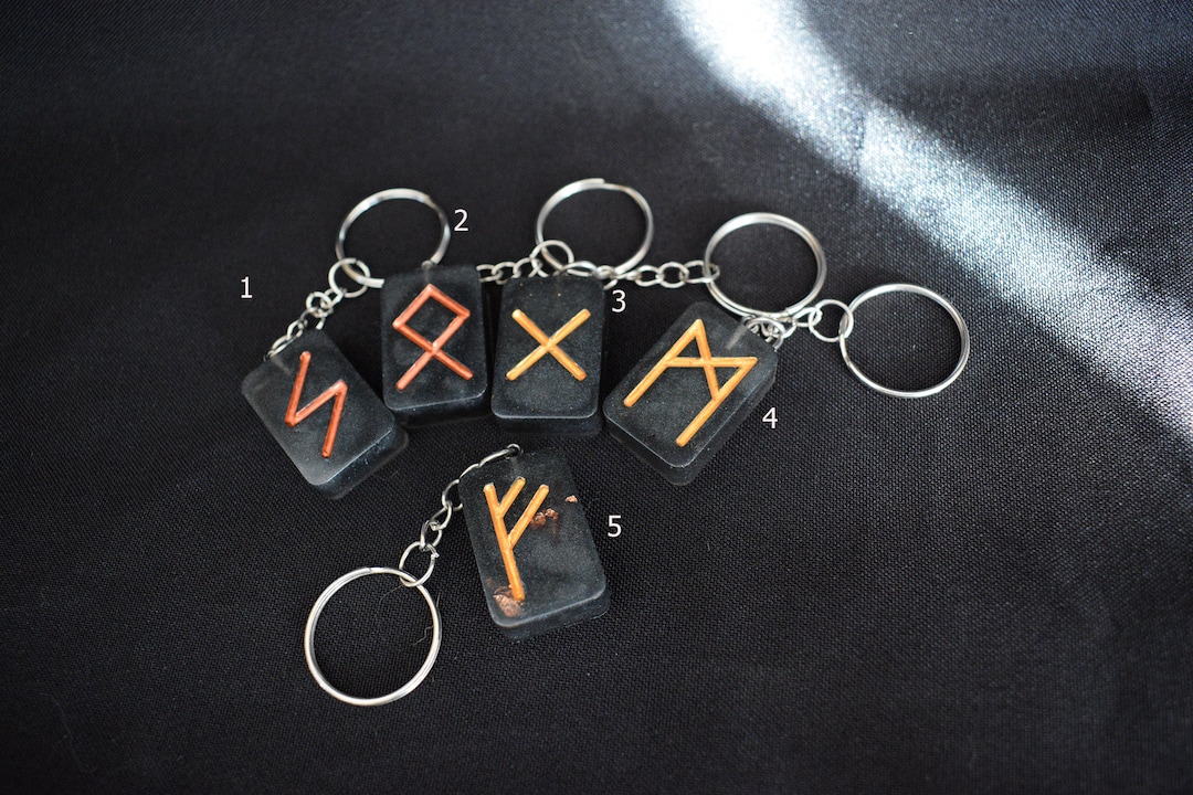 Scandinavian Rune Keychain - Etsy