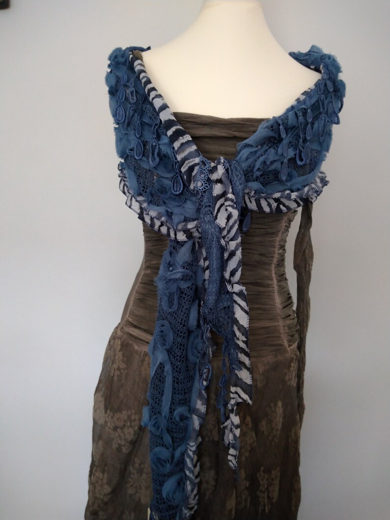 Parisian Courtesan Style Blue Roses Scarf/shawl - Etsy