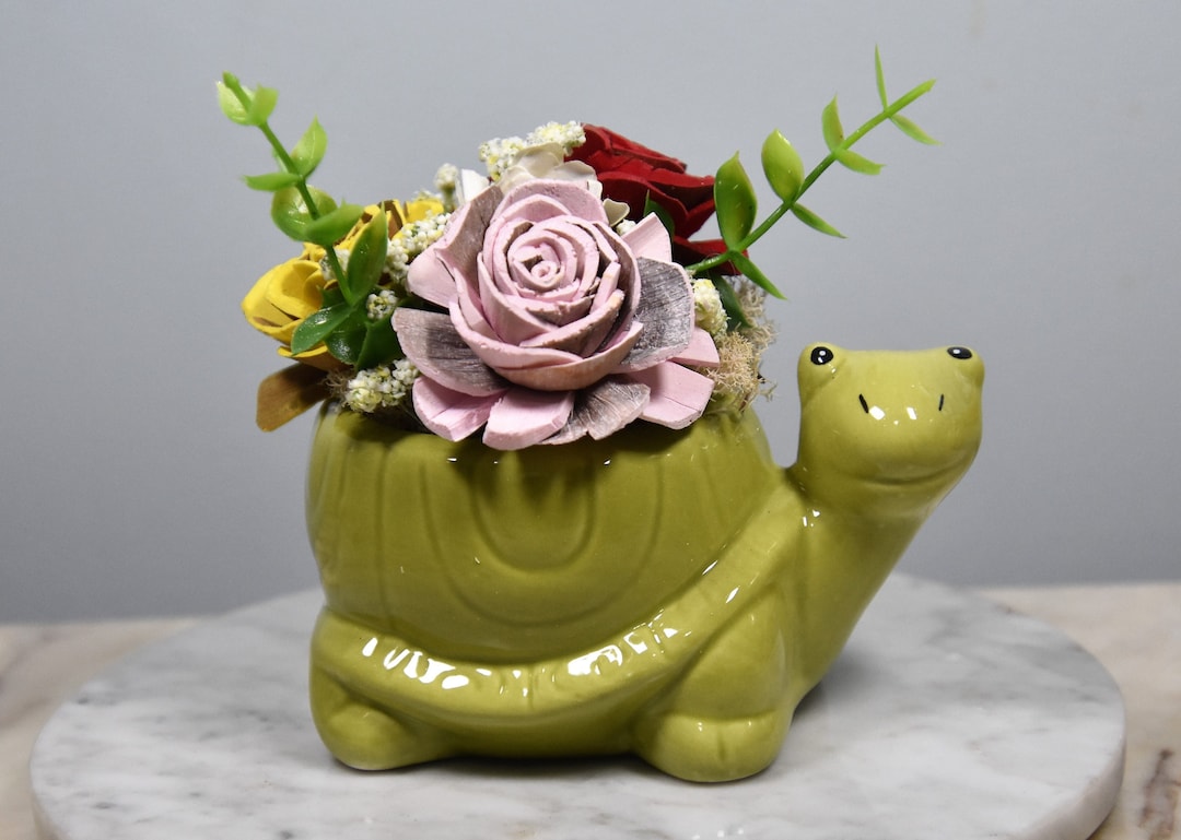 TURTLE: Adorable Ceramic Animal Vases With Small Sola Wood Roses, Great ...