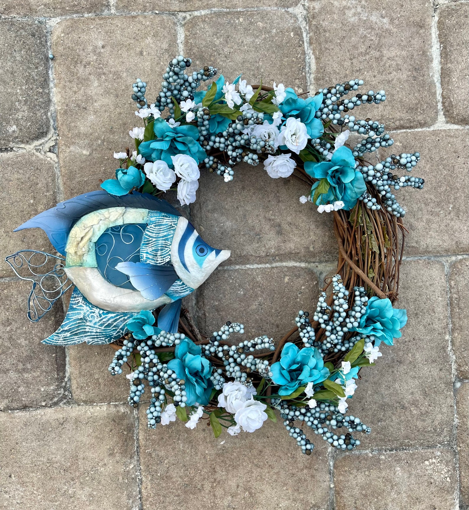 Aqua/blue/turquoise Fish Wreath, Sea Wreath, Ocean Wreath, Beach Wreath ...
