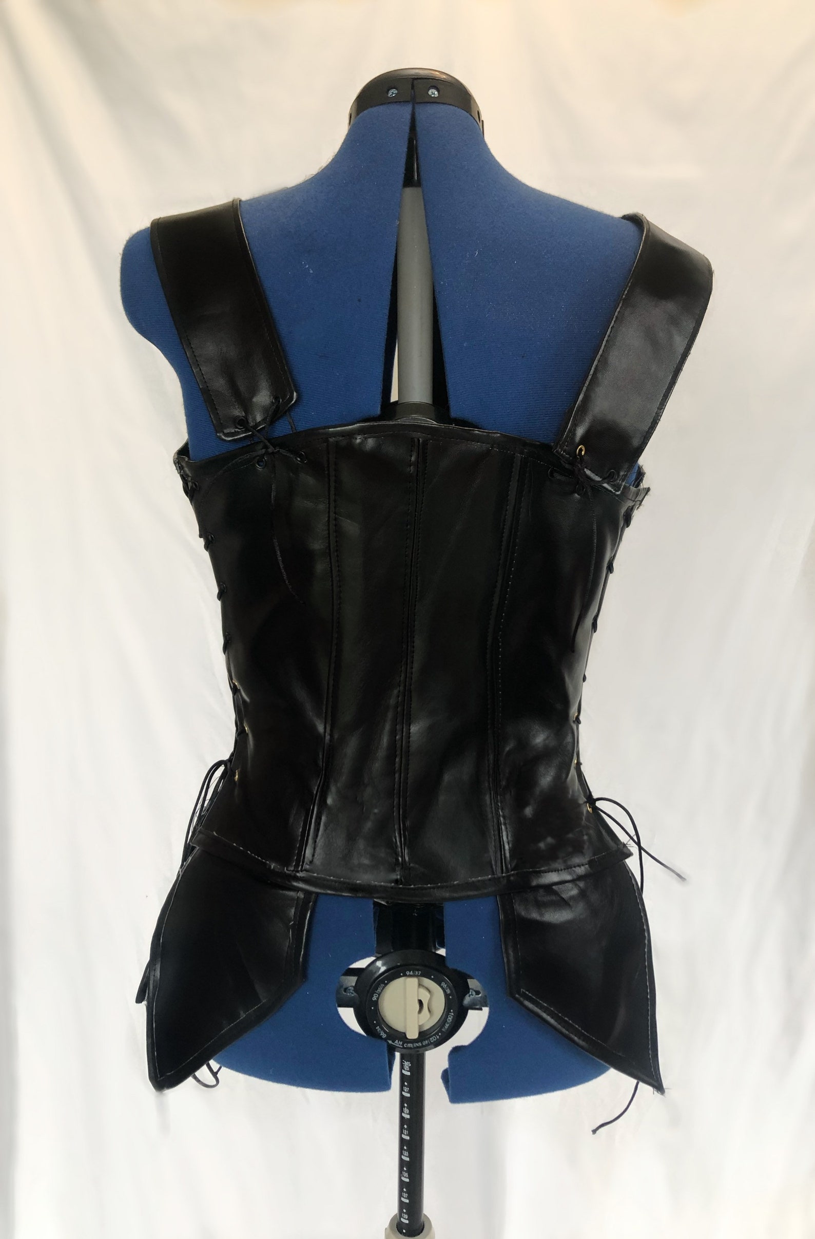 Custom Illyrian Leathers/ Leather Tunics - Etsy