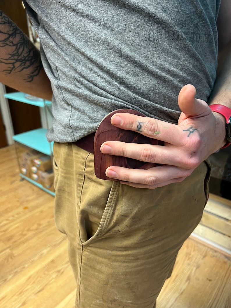 Fly Box the Puck Red Cedar Minimalist Fly Box - Handcrafted & Made in ...