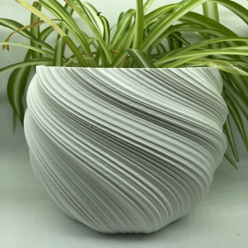 Medium Twisted Flower Pot for Plants of All Kinds white | Etsy