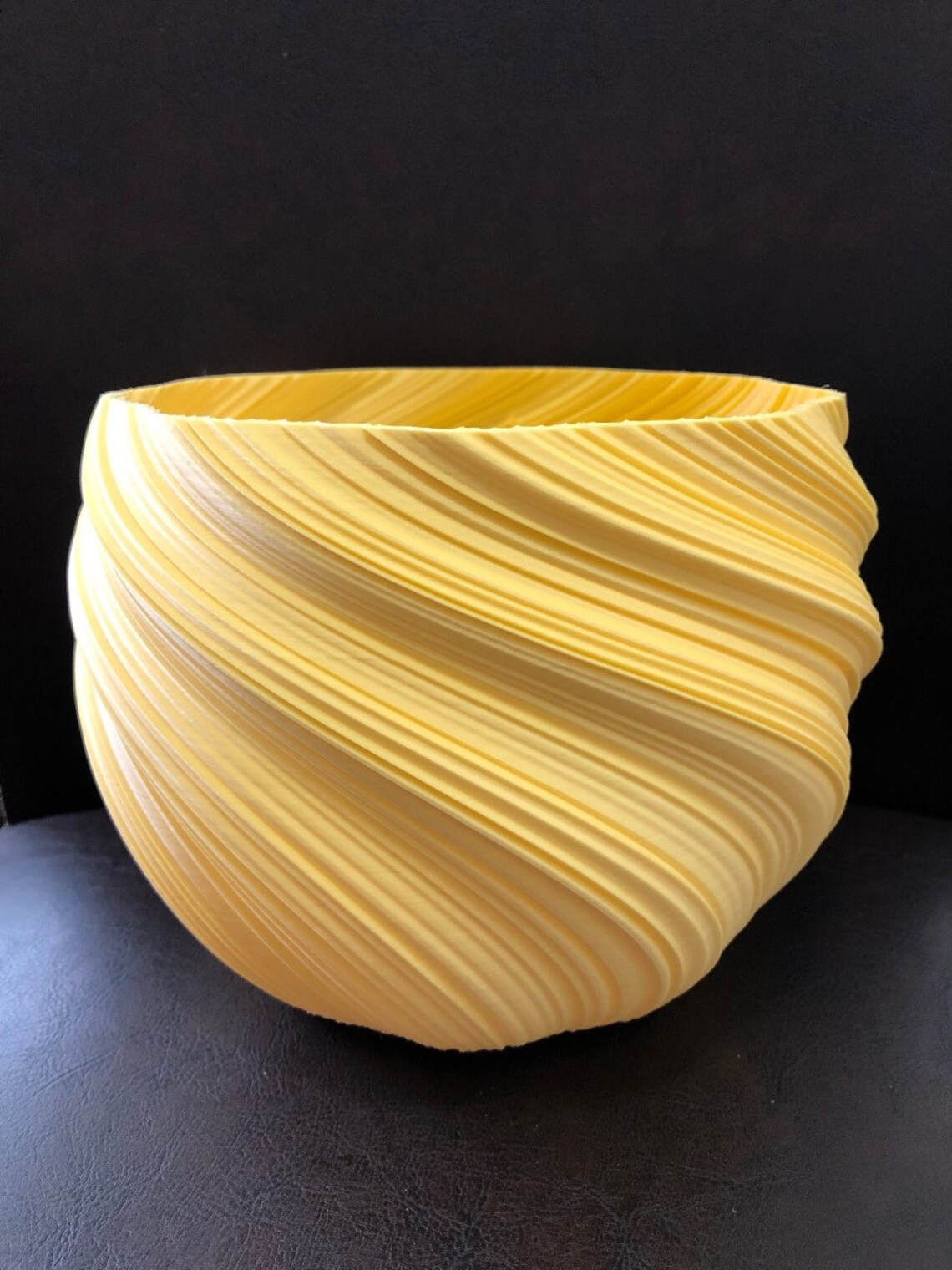 Large Twisted Flower Pot for Plants of All Kinds pastel | Etsy