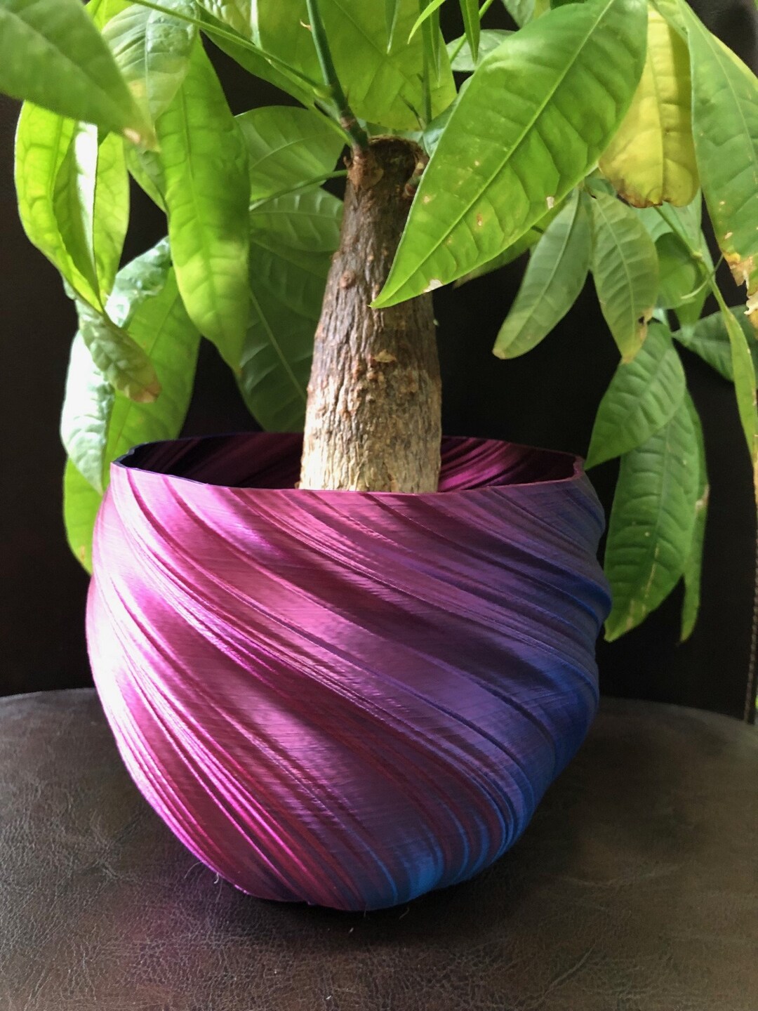 Medium Twisted Flower Pot for Plants of All Kinds iridescent Blue ...