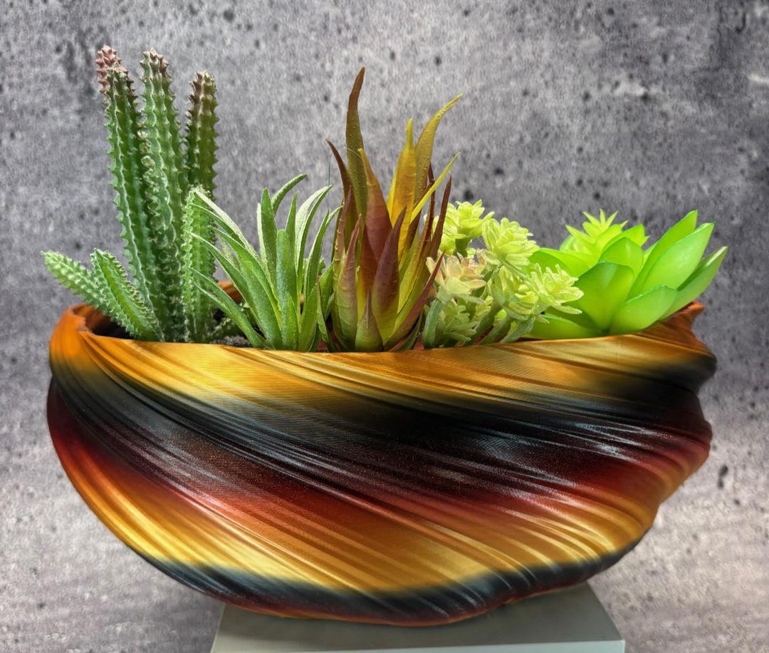 Extra Large Shallow Twisted Planter for Succulents or Cati (red/gold ...