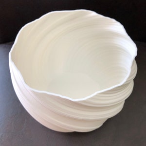 Medium Twisted Flower Pot for Plants of All Kinds (white) - 6" Diameter ...