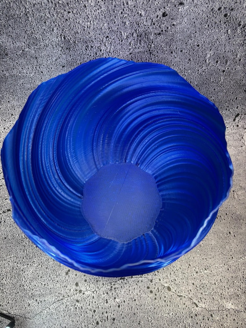 Extra Large - Extra Tall - Twisted Flowerpot for Plants of All Kinds ...