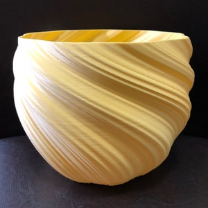 Large Twisted Flower Pot for Plants of All Kinds pastel Yellow Color 8 ...