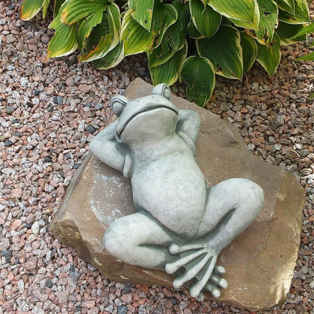 Frog Statue for Cute Home Decor. Happy Frog Concrete Figure. - Etsy UK