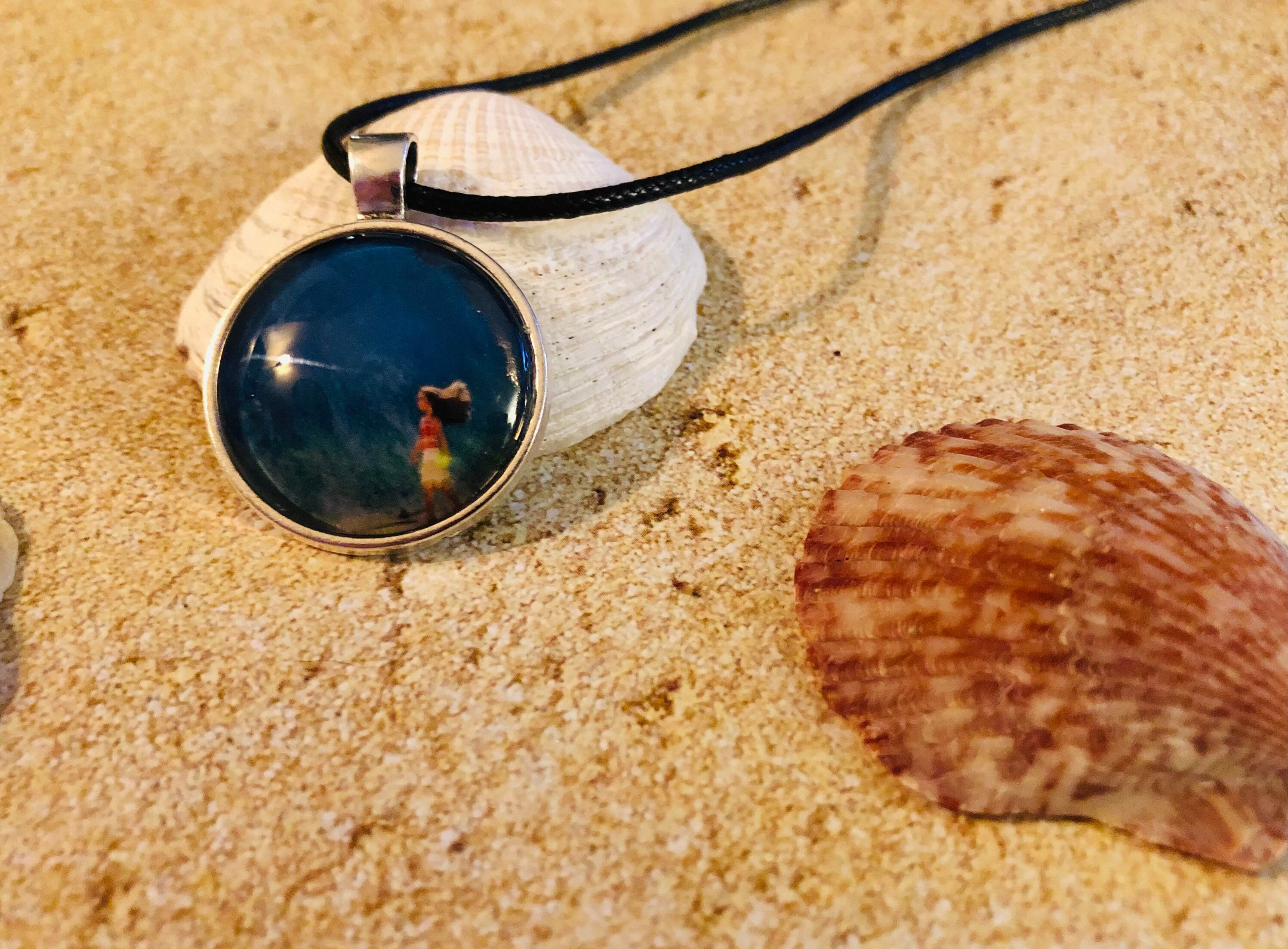Moana Pendant Necklace - Etsy