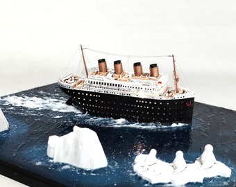 Titanic Resin Art - Etsy