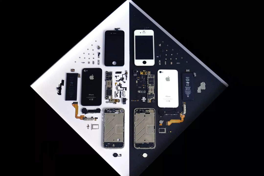Dual Disassembled iPhone 4s Frame Artwork With Contrast Background ...
